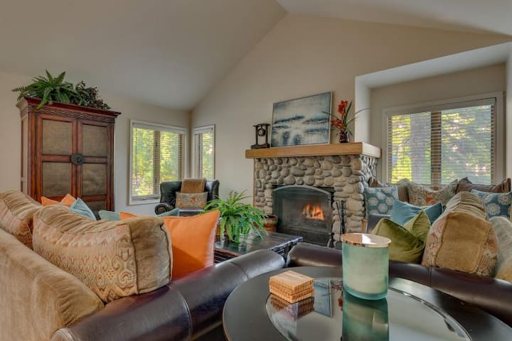 Up To 30% Off, Walkable To Most Everything! - Carson City, NV