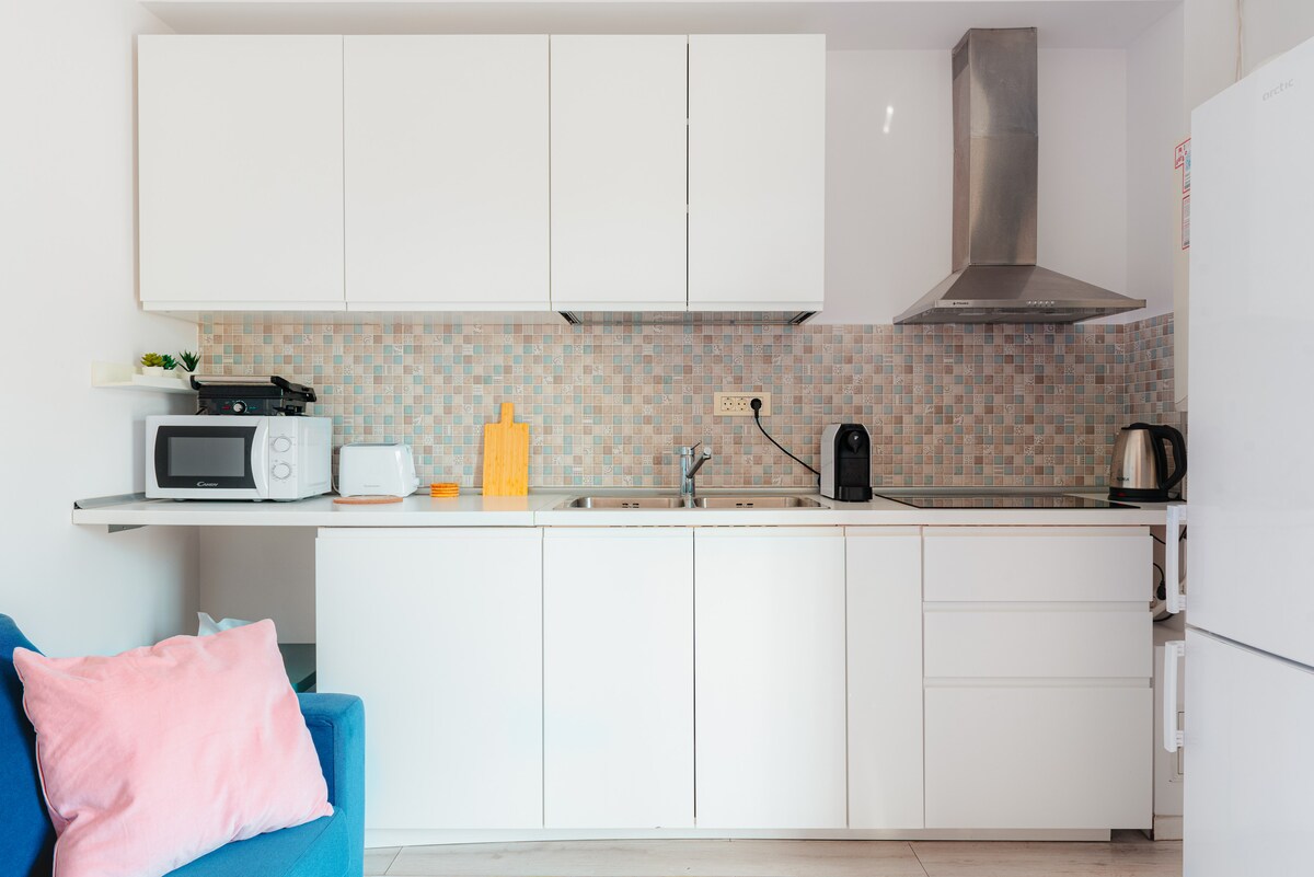 Apartment Boutique - Blue & Pink - Airbnb