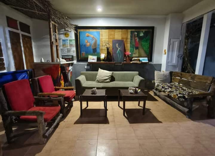 Artist's Home - 40 Mins Speedboat From Male - Malé