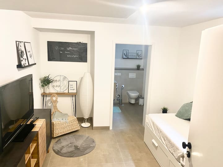 Kleine Schöne Einliegerwohnung - Ettlingen