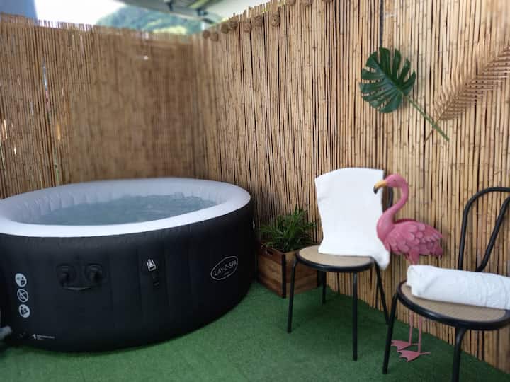 Resaloc - Maison Avec Jacuzzi Et Jardin - Saint-Benoît