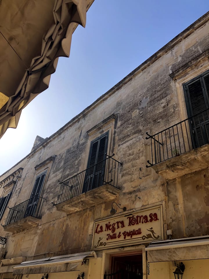 Palazzo De La Contessa. Casa Completa Con Desayuno - Lecce
