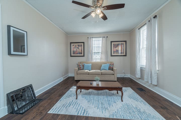 Serene Retreat: Charming 1br/1ba Apt Close To Dt - Alabama Safari Park