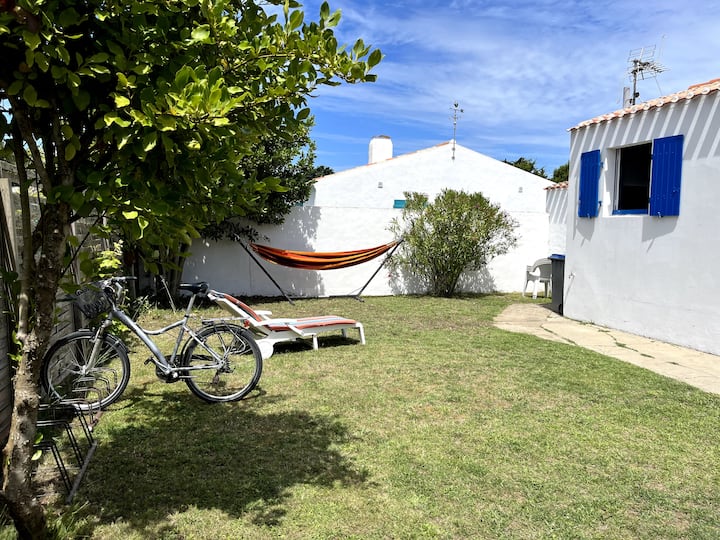 Charmante Maison Typique à 5mn De Plage Et Port - Île d'Yeu