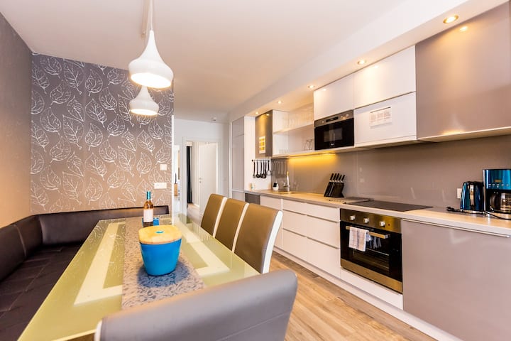 Extra  Apartment With Sommercard - Schladming - Haus