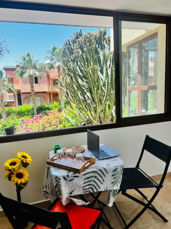 Sunny Modern Oasis - Marrakech