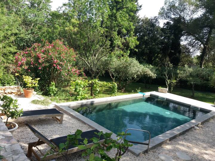 Appartement Indépendant Calme Et Confortable - Nîmes