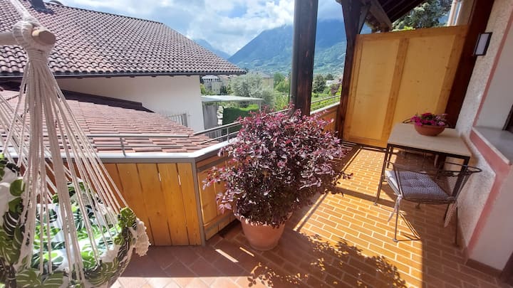Nora´ S Home 5 - Flat In The Green - Merano