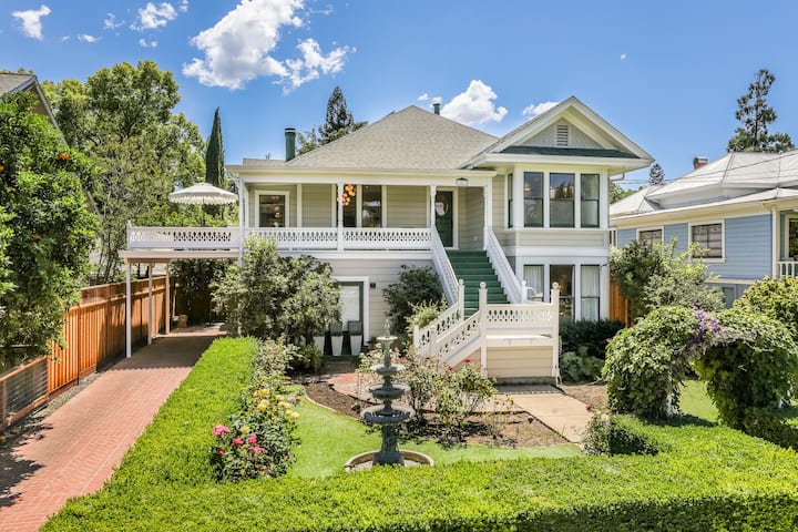 Casa Rosa - St. Helena, CA