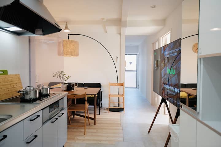 #Kbk9a*|新宿・歌舞伎町|5卧室95㎡超大平层|超级繁华地段的摩登公寓|地铁站步行3分钟 - Shinjuku
