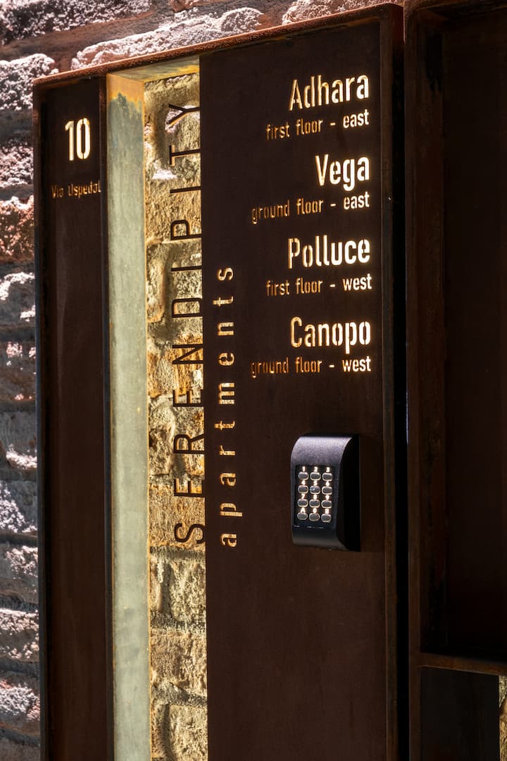 Serendipity: Adhara (3 Letti-3 Bagni) Alba Centro - Alba