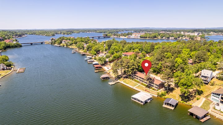 Waterfront Serenade On Lake Hamilton! - Mid-America Science Museum