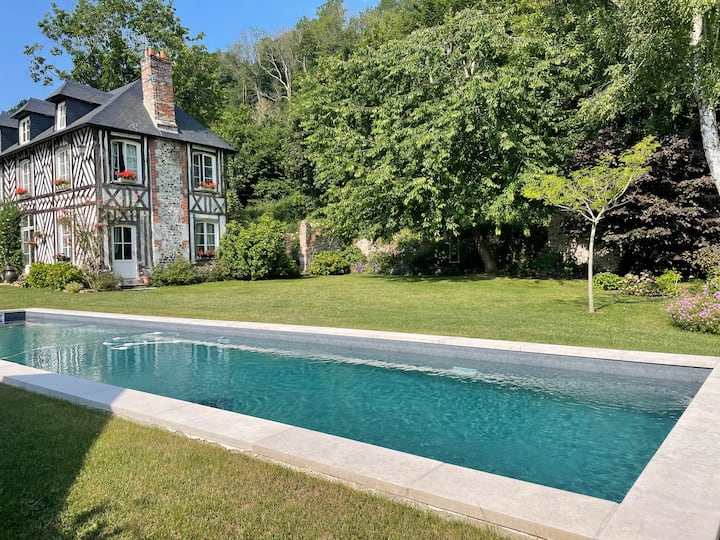 Le Prieuré Et Sa Piscine - Honfleur