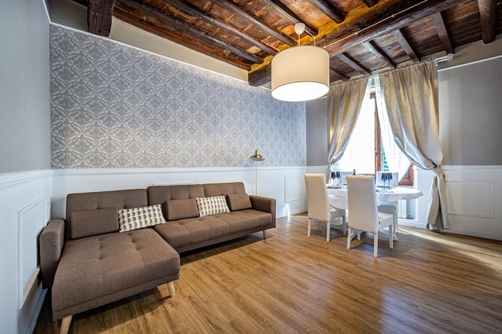 Florentine Experience In Santa Croce - Florence