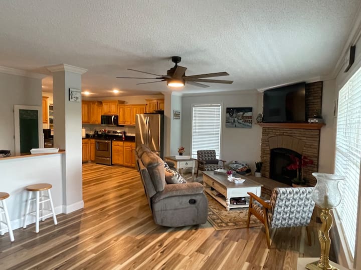 Alpine Adventure Getaway ~ Location ~ Game Room - Helen, GA