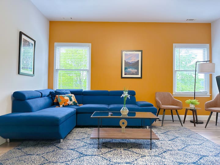 Luxury 2br W King Beds Near Vanderbilt & Broadway - Nashville, TN