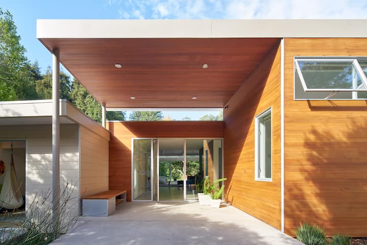 Modern California Cool Oasis - Stinson Beach, CA