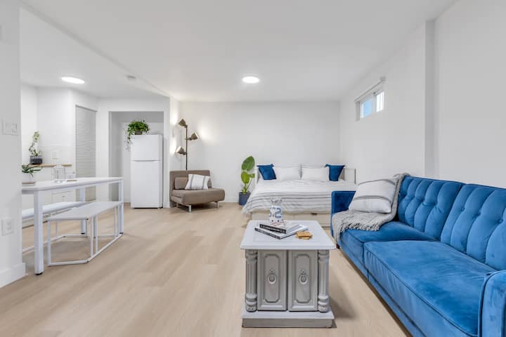 Cozy Studio Retreat! - Burnaby