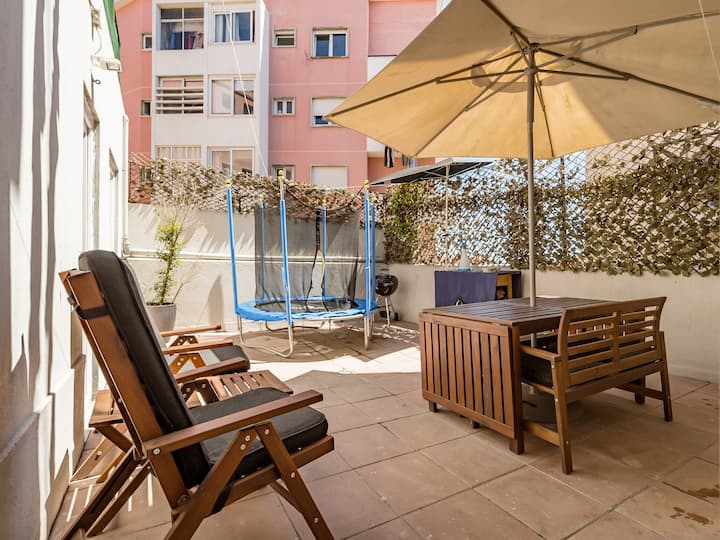 Family Flat With Terrace In Estrela/lisbon - Almada