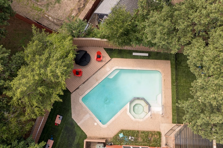Luxury Delight/pool/bckyd Heaven/pool Table - Lewisville, TX