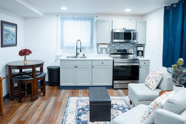 Hyland Suite 103, Hyland Hotel - Palmer, AK