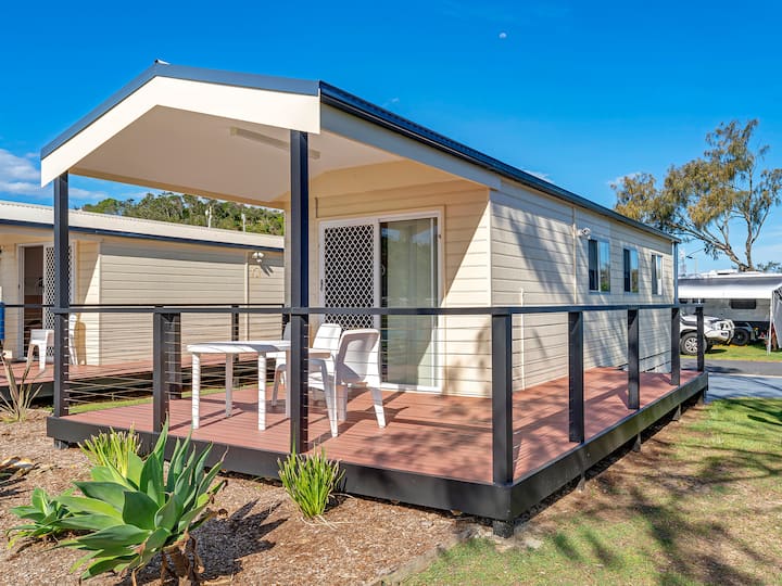 Waterfront Cabin (1br) - Nambucca Heads