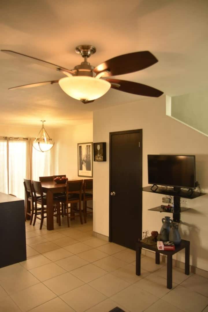 River74. Casa Entera En Privada - Tijuana