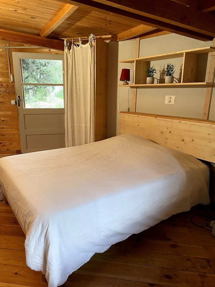 Belle Yourte En Bois + Terrasse - Largentière