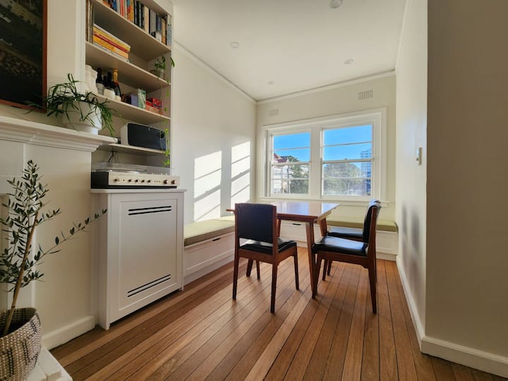 North Facing Art Deco Classic - Manly