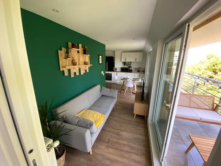 Appartement T2 Grande Terrasse - La Garde