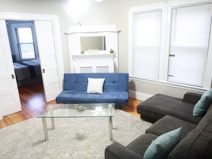 4 Bdrm Apartment Next To Airport/downtown - Boston, MA