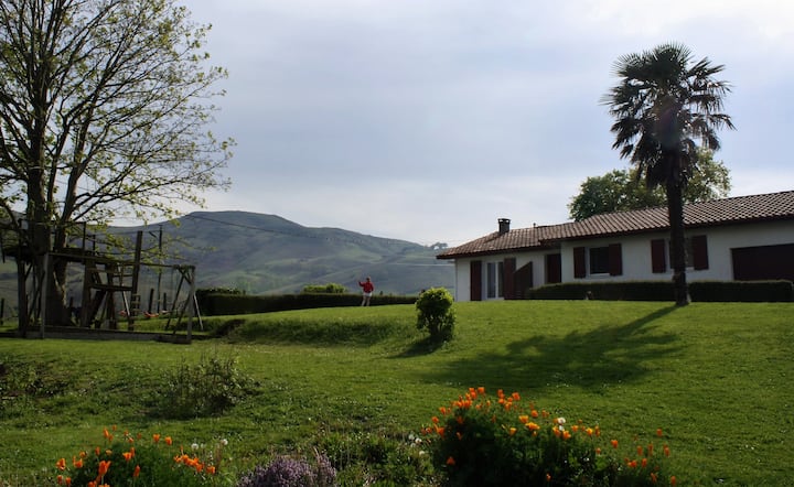 Maison Au Pays Basque Entre Mer Et Montagne - Bidarray