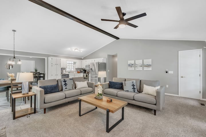 Pet-friendly 5br Getaway Near Lake Keowee - Clemson, SC