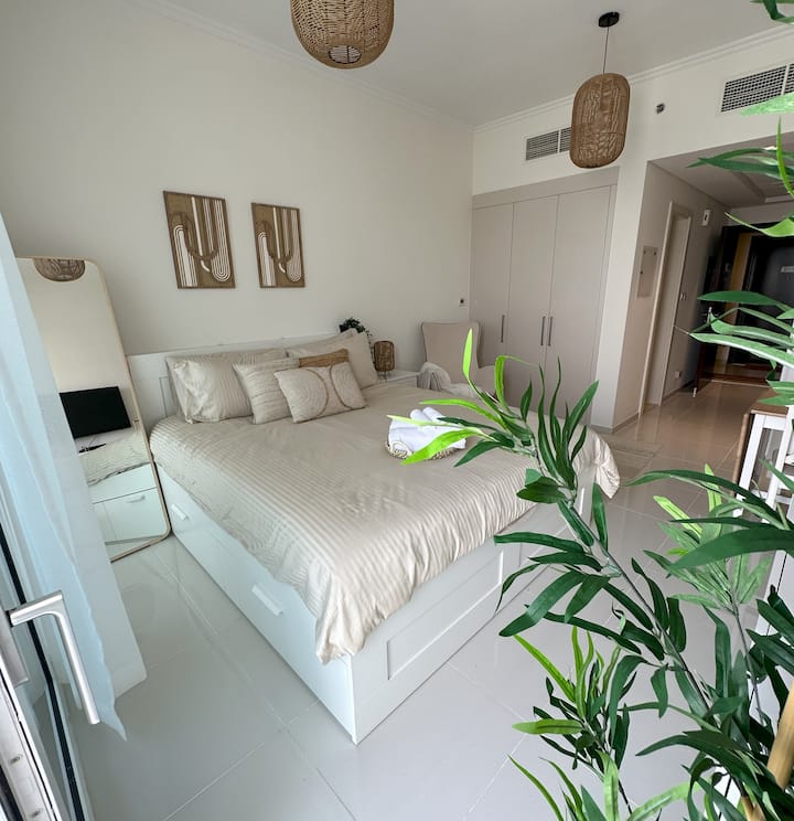 Tranquil Studio In Damac Hills - Dubai