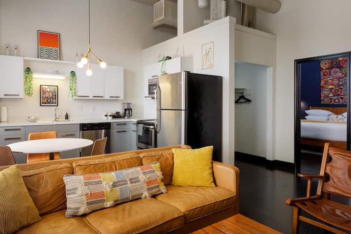 1 Bedroom Suite- Great Location! - Chattanooga