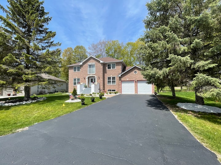 Golf And Beach House 2023 Fun - Wasaga Beach