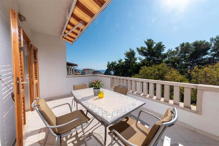 Apartment Nedica Bol - Bol
