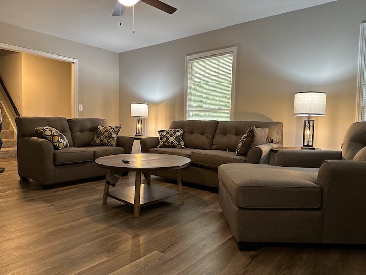 Beautiful & Spacious 3 Bed 2bath Home! - Columbus, GA