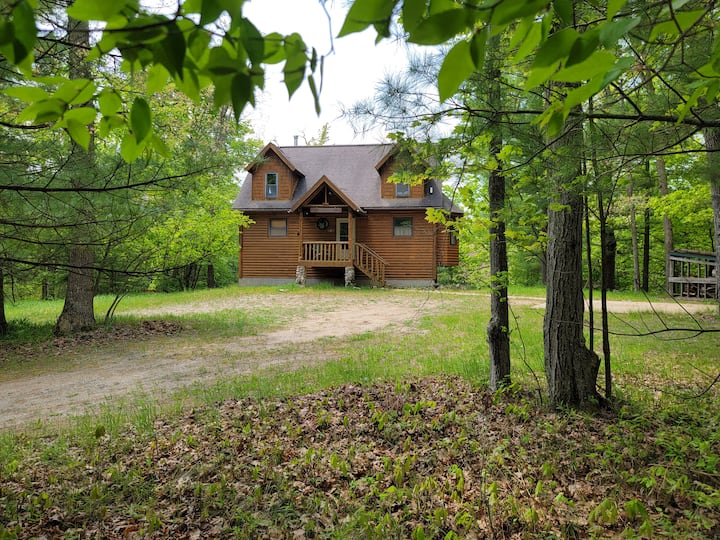 Cool Creek Chalet - Norman Township