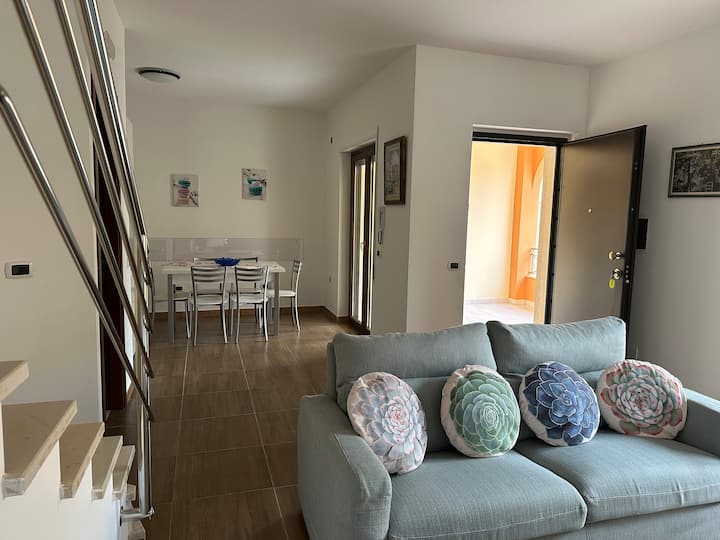 Giusi’s Beach House 4 A Soli 150 Mt. Dal Mare - Vibo Valentia