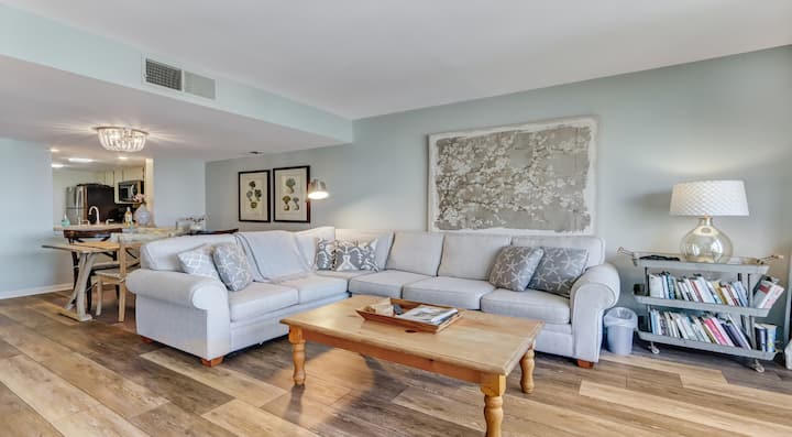 Stunning Views!  6th Floor Surf & Racquet Club! - American Beach, FL