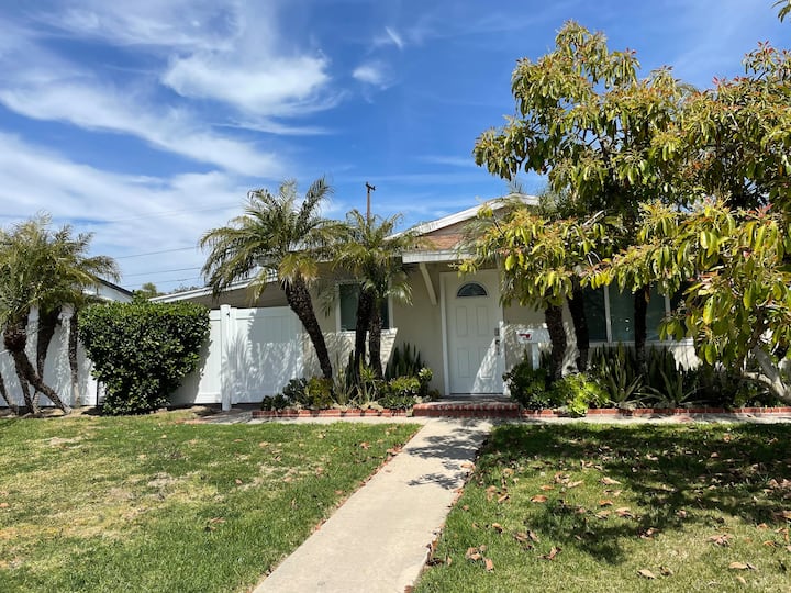 Fantastic Gem! 4 Bd 2 Bth - Anaheim