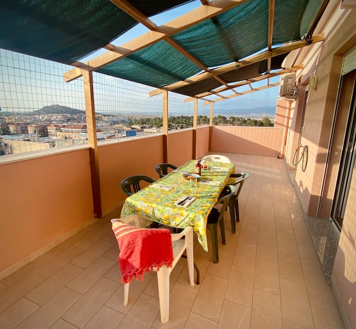 Luminous Top Floor Apartment With Stunning View - Cagliari