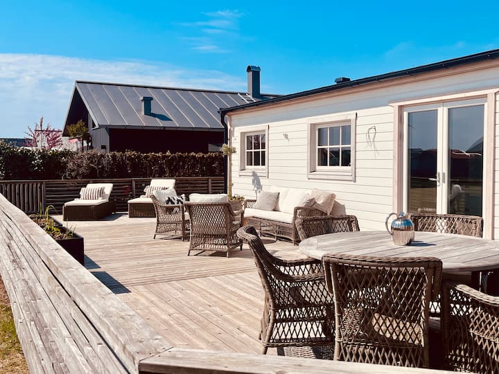 Nyrenoverad Stuga Vid Havet - Varberg