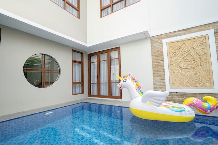 Griya Arsanta 4br Private Pool - Yogyakarta