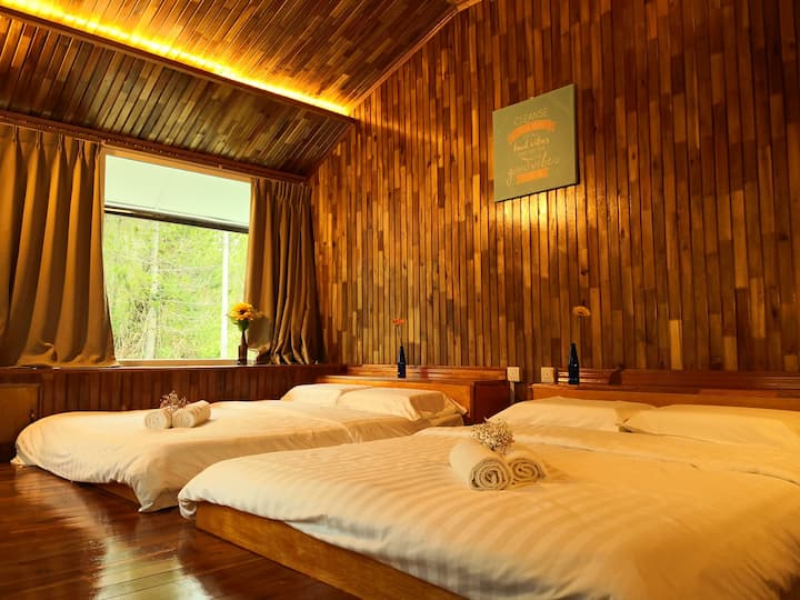 Gathring Village {聚友园度假村} - 10 Pax - Kundasang