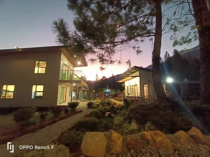 Gathring Village {聚友园度假村}- 16pax - Kundasang