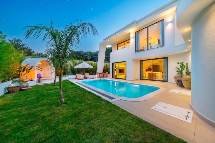 ÖZgün Dizaynlı Lüks Villa - Ölüdeniz