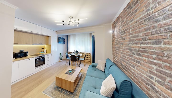 Apartment In The Top Center Of Sofia "5 Corners" - Sofía