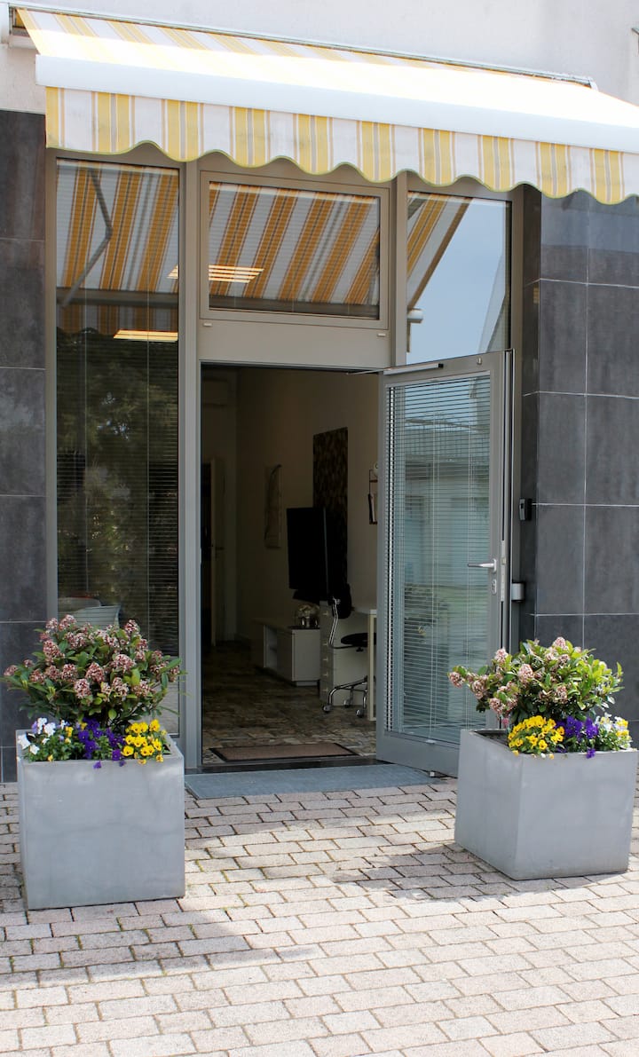 Studio By The Ponds - Trier